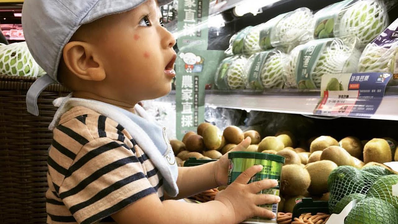 Funny Baby Moments while shopping - Funny Cutest Babies - YouTube