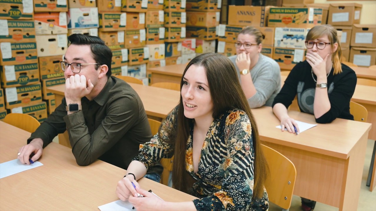 Študentská anketa PriF UK - YouTube