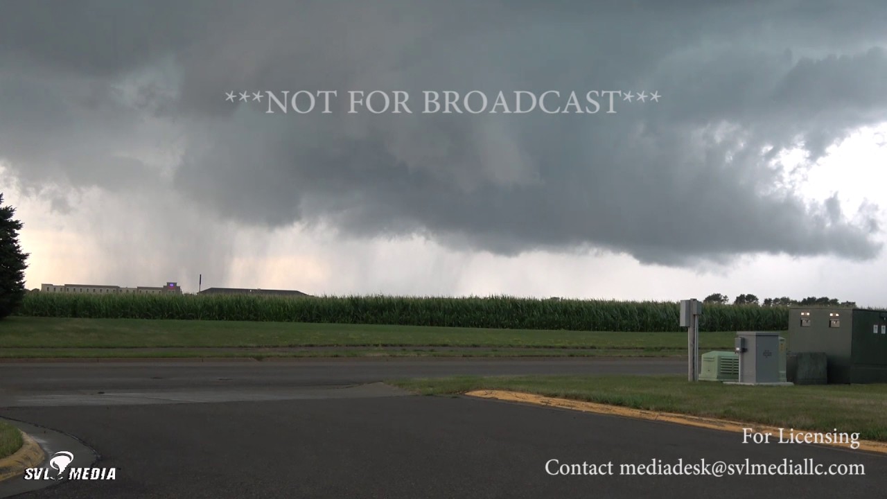 Brookings, SD Tornado Warned Storm Wall Cloud 7 25 2017 - YouTube