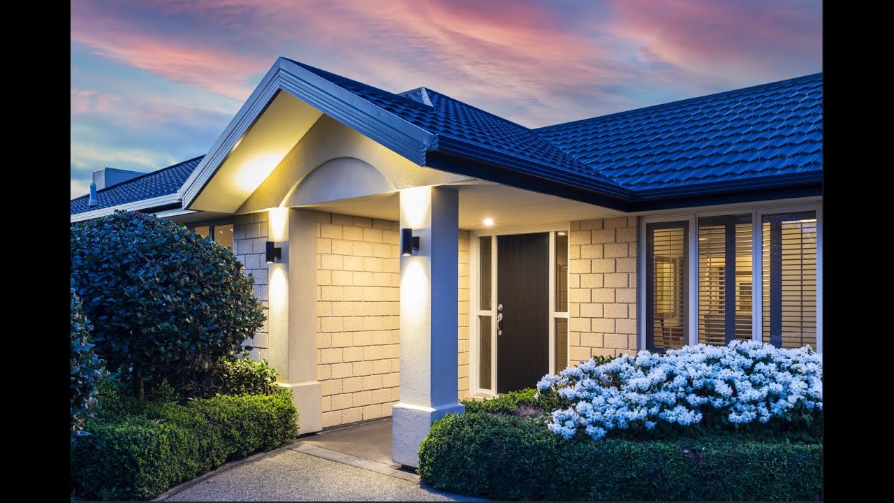 Harewood, 8 Lime Tree Lane - YouTube