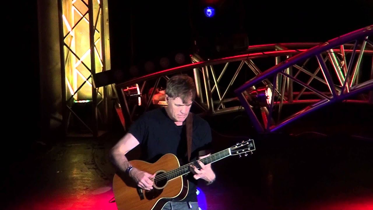 Martin Joseph@The Great British Folk Festival Weekend 2013 - YouTube