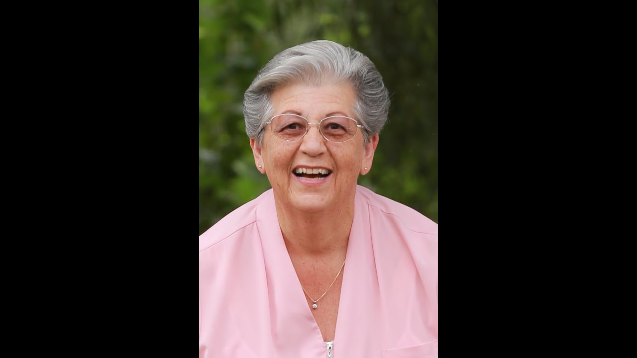 Elizabeth Hutchison Video Memorial - YouTube