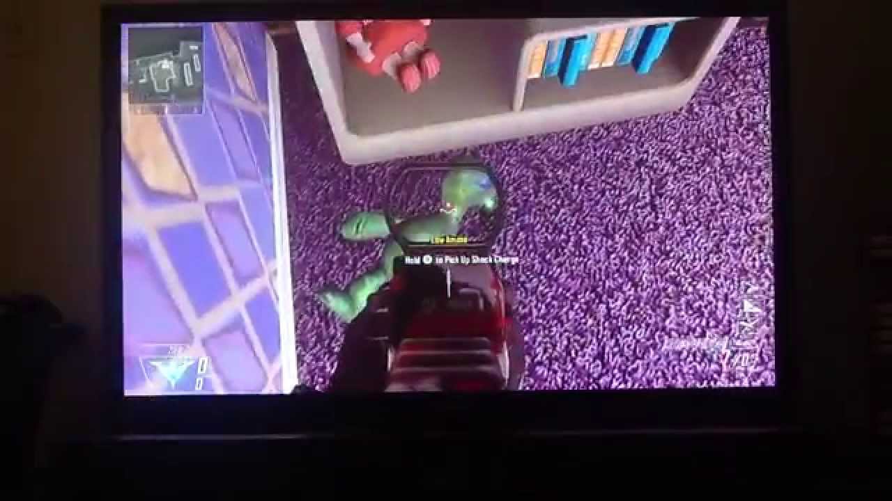 Black Ops 2 Green Alien from Call of Duty Ghost - YouTube