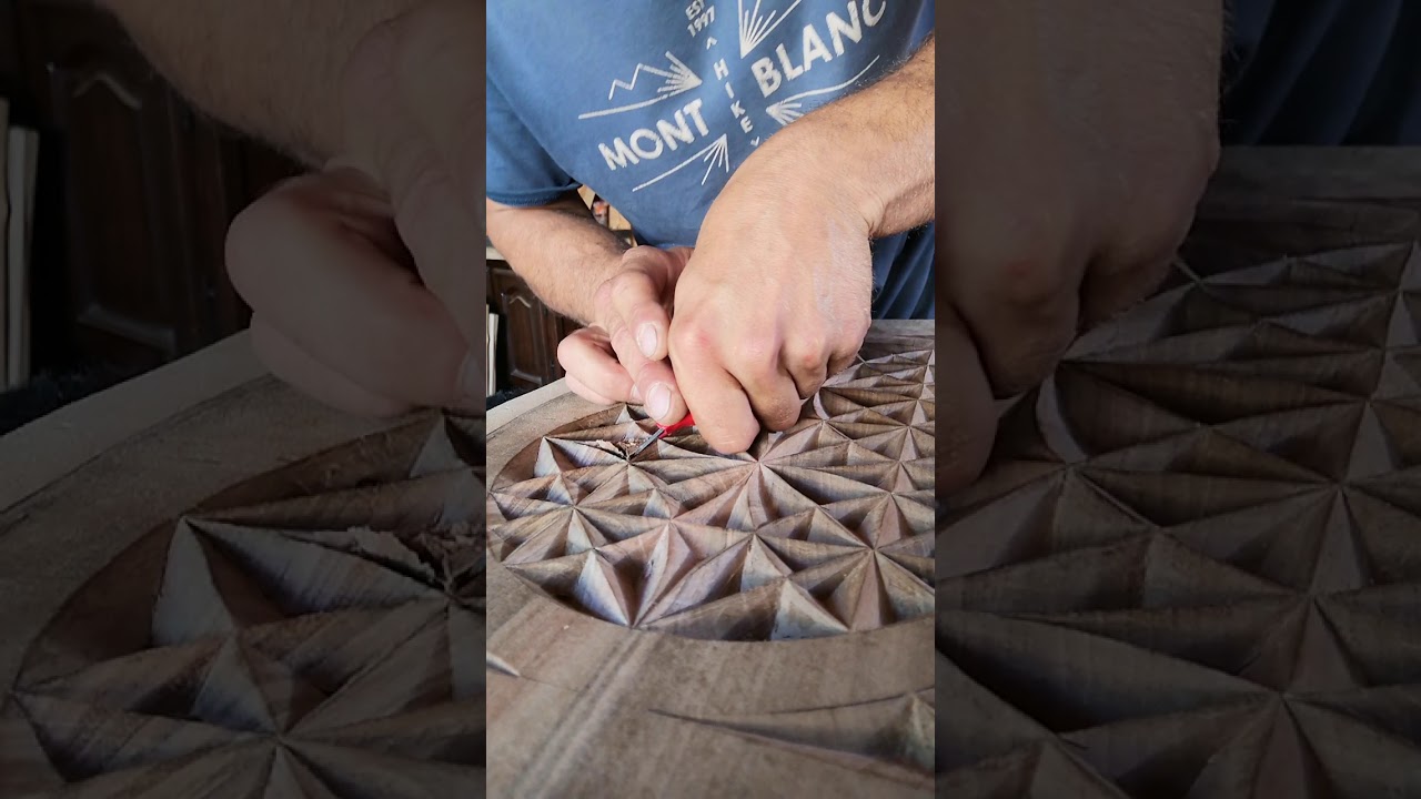 Sculpture au couteau woodknive - YouTube