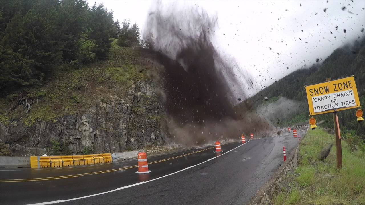 U.S. 26 Mt. Hood Rock Blasting, June 1, 2015 - YouTube