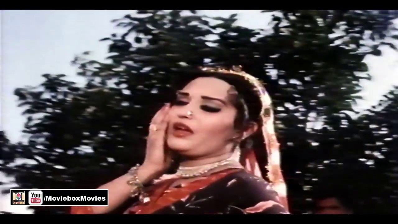 LEKHAN NE PUWAYE GHUNGROO - NOOR JEHAN - MUMTAZ - FILM RUSTAM TE KHAN ...