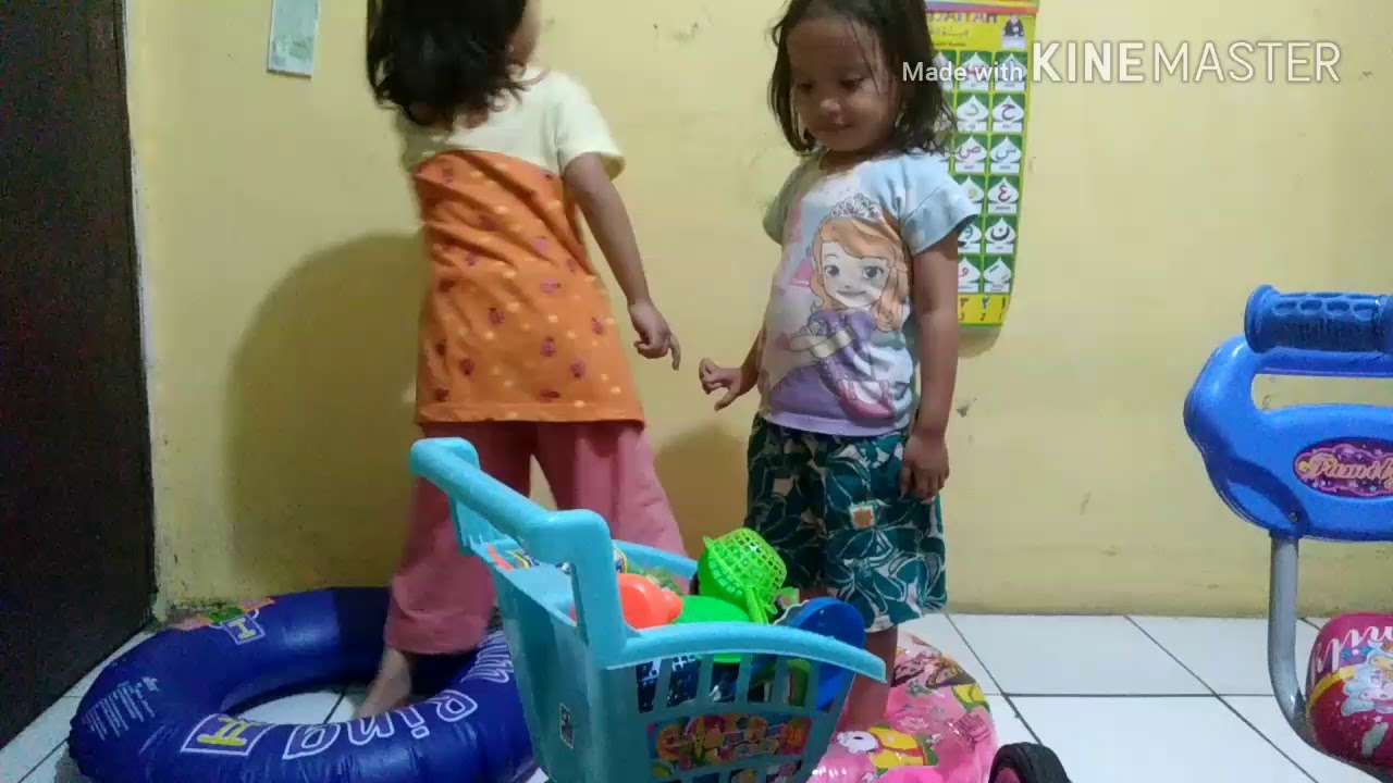 Belajar berhitung sambil loncat - YouTube