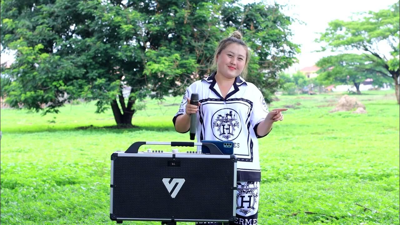 yug txhaum yog poj niam - paj nyiag yaj - YouTube