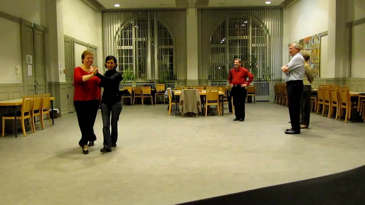 Foxtrott Training Promenade - YouTube