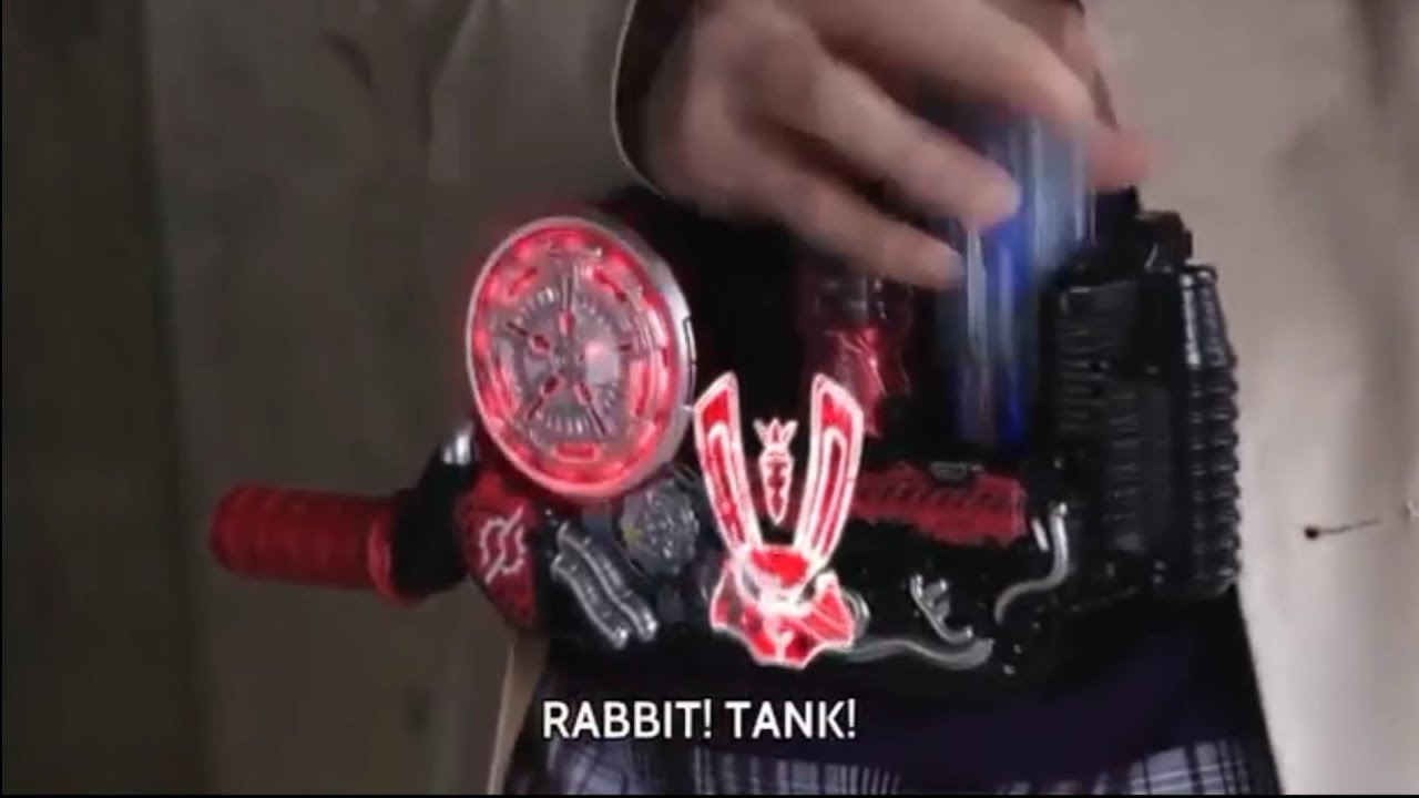 Kamen rider Build vs Stalk - YouTube