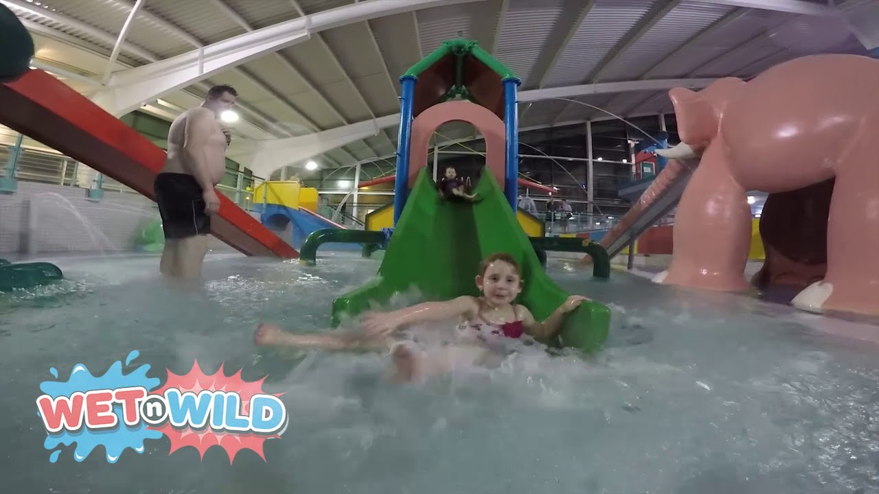 Wave Rave at Wet n Wild - YouTube