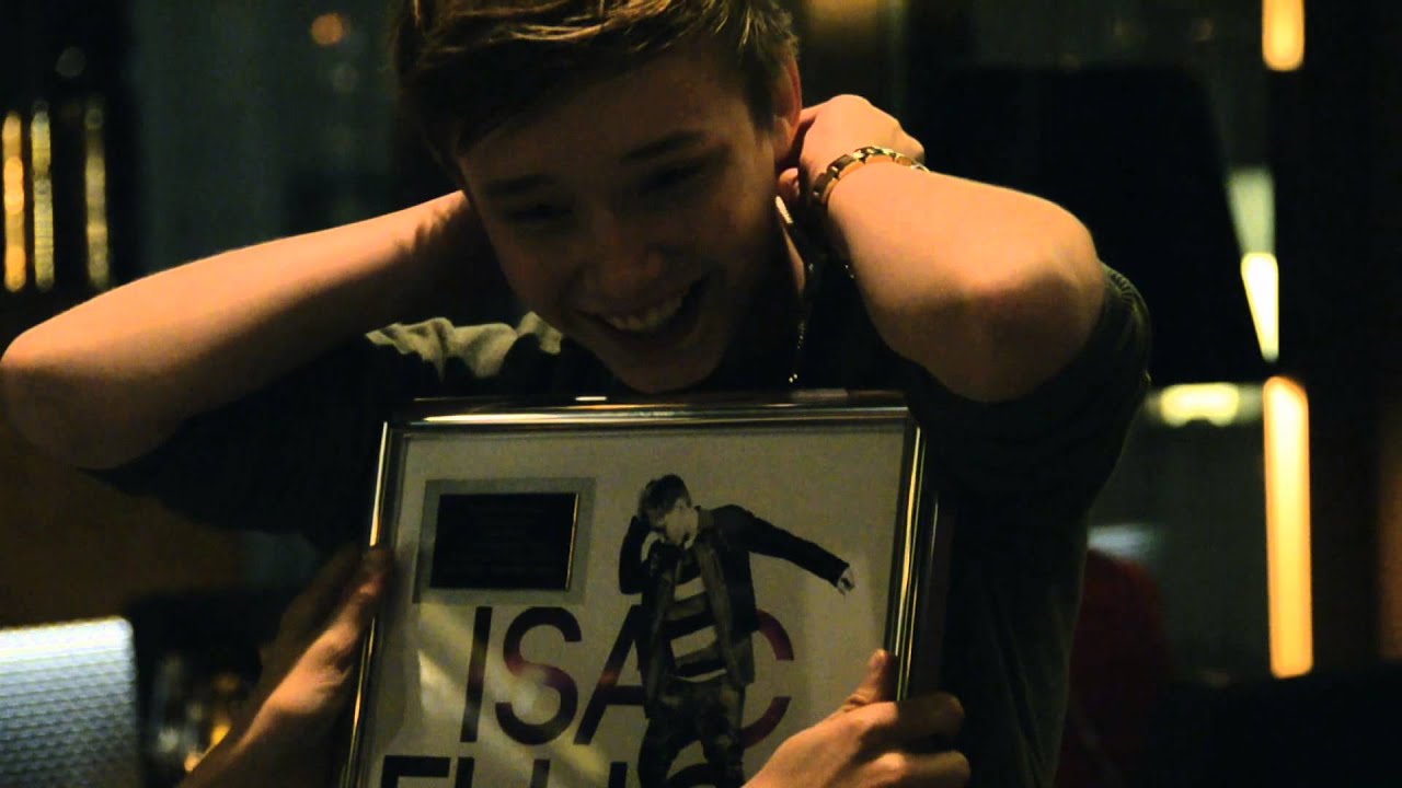 ISAC ELLIOT - Waking Up The World - YouTube