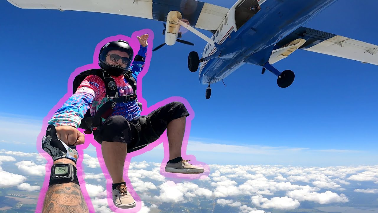 Skydive Spaceland Sit Fly Jumps - YouTube