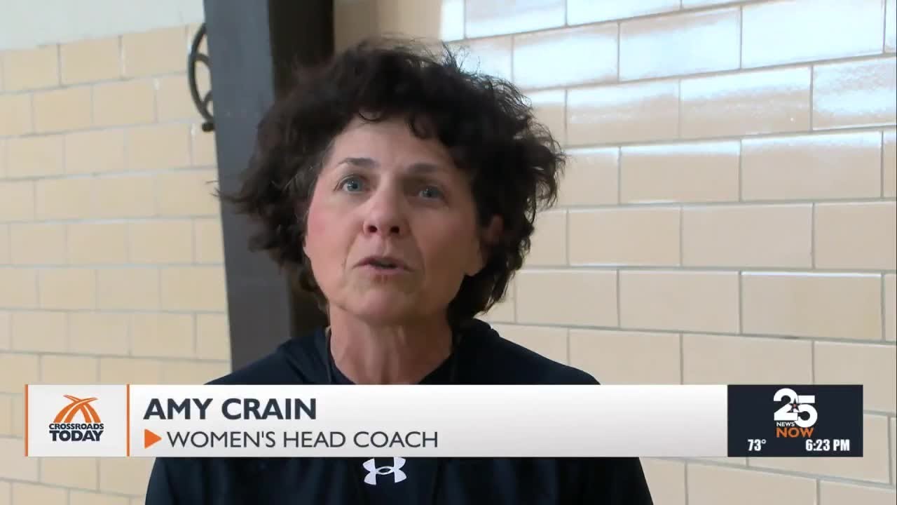 Cuero Lady Gobblers basketball team prepares for postseason. - YouTube
