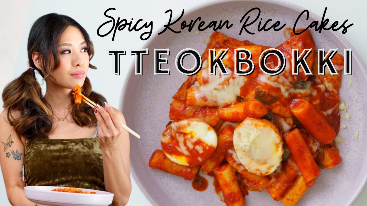 Tteokbokki Korean Street Food - Spicy Rice Cakes 떡볶이 - YouTube