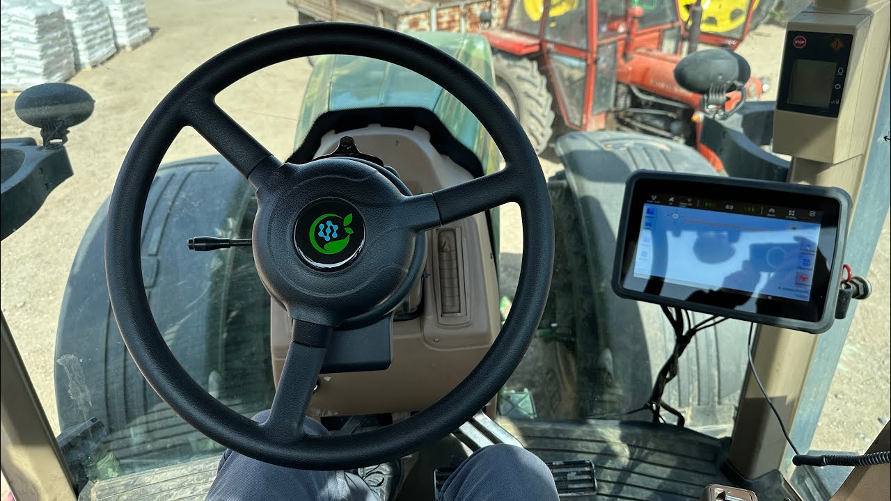 Tractor auto steering system @BeidouWisdom @auto steering system @tractor autopilot - YouTube