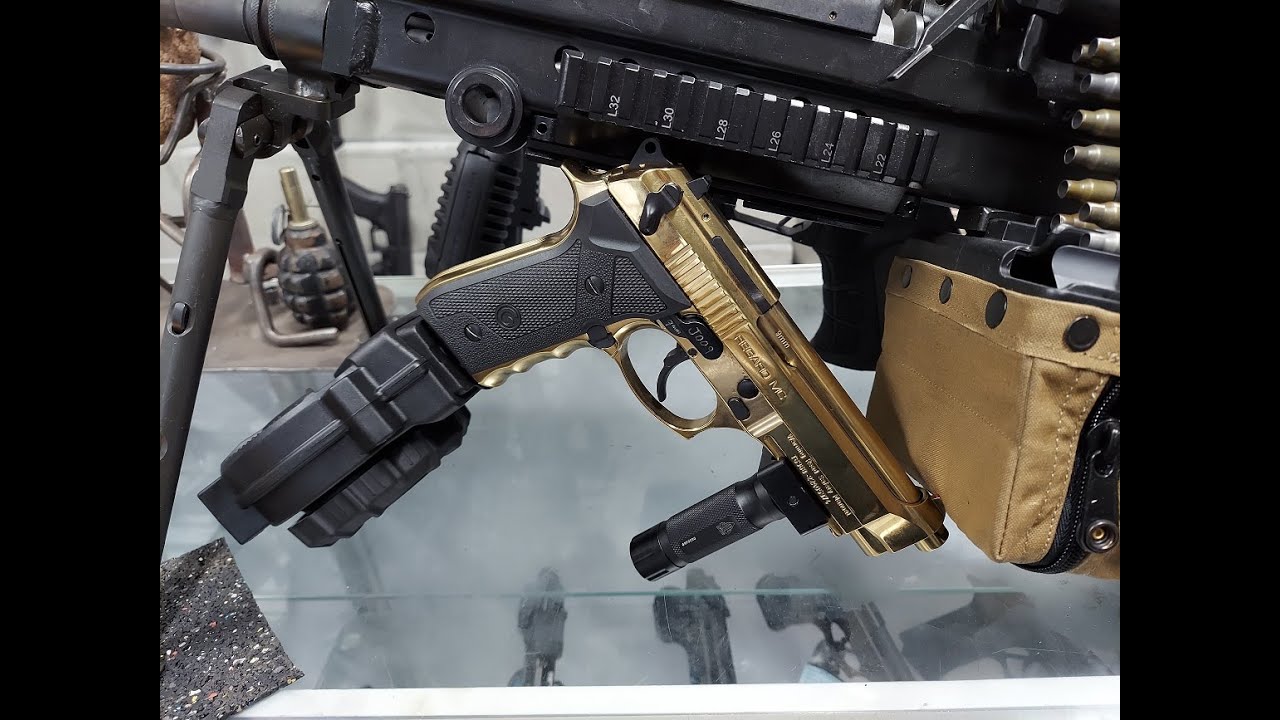 Beretta 92 50 round mag dump - YouTube