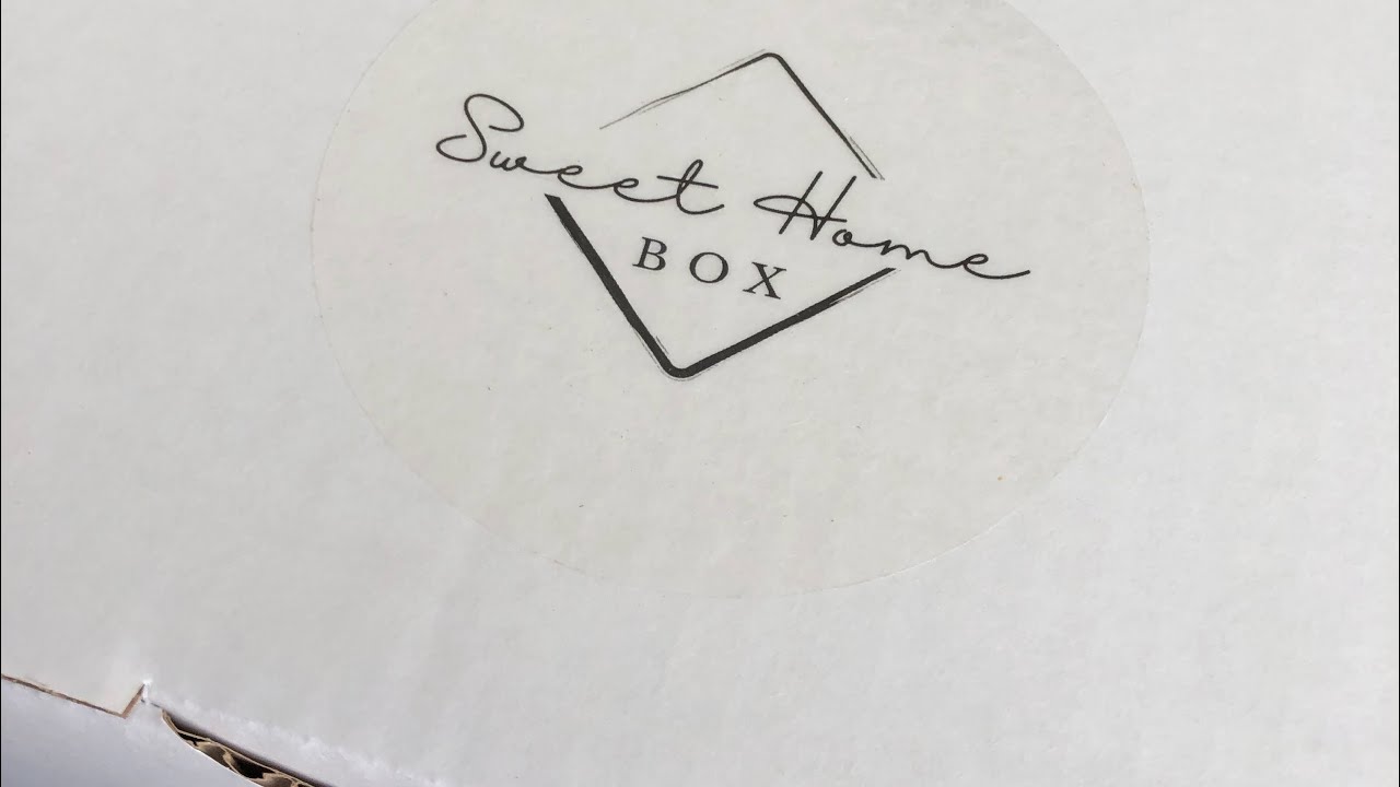 SWEET HOME BOX // ça sent trop bon.. un code promo pour vous - YouTube