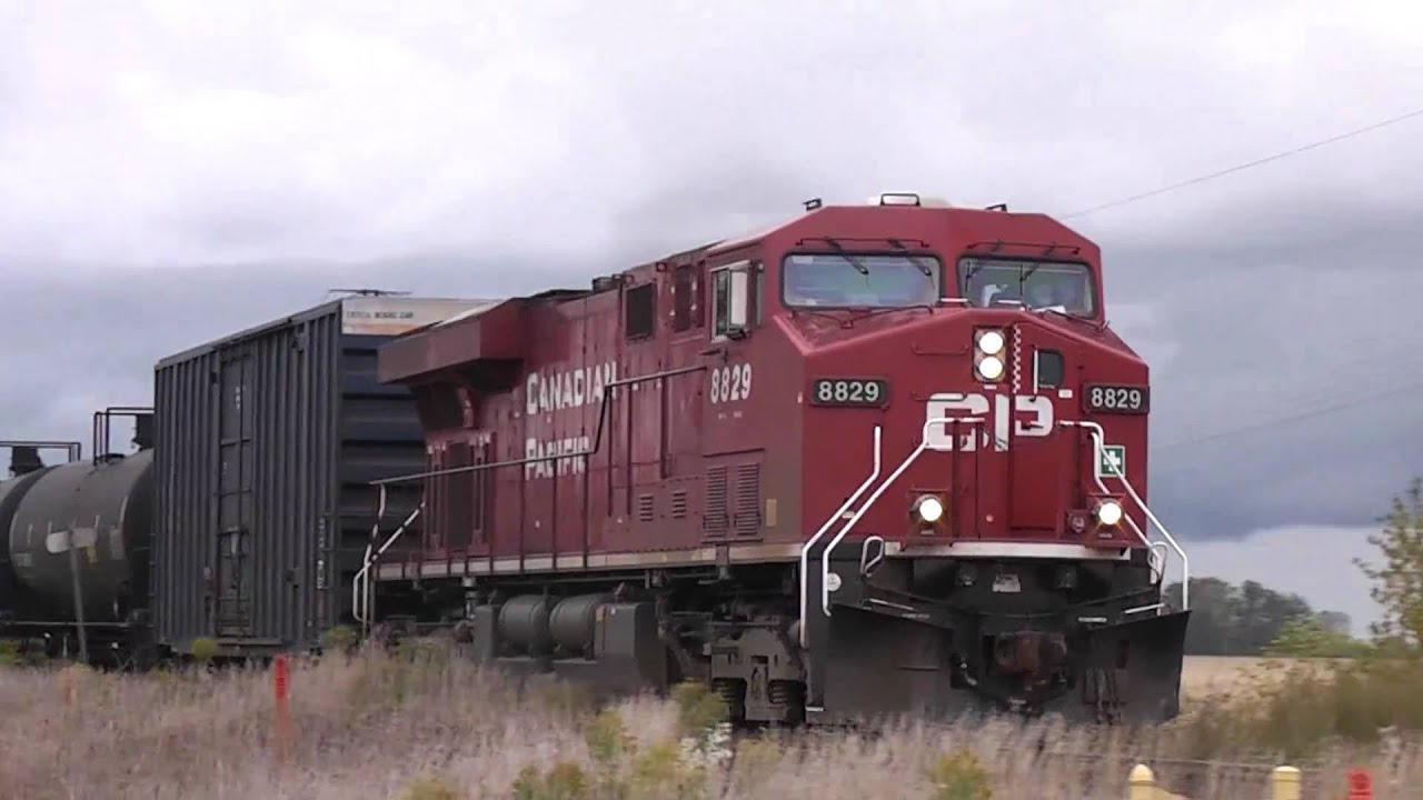 CP 667 ethanol train west towards Tilbury. Oct 5 2010 - YouTube
