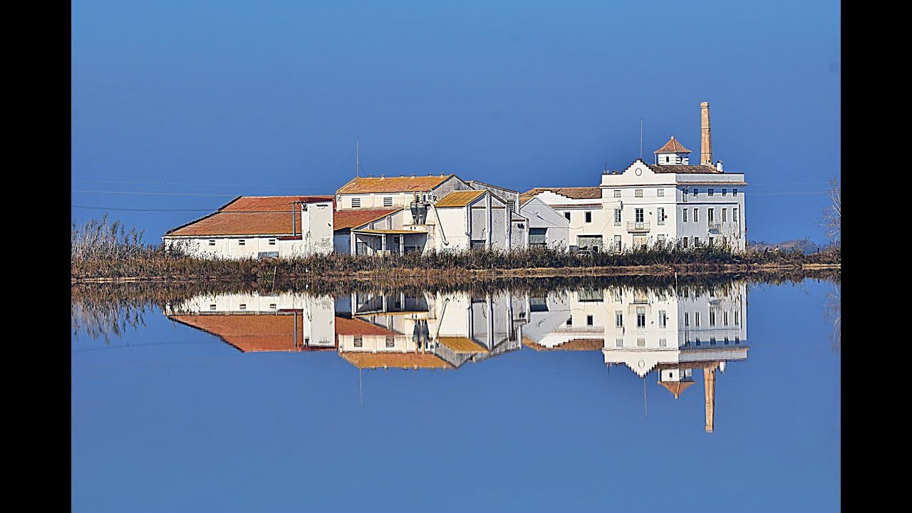 Beautiful Old Rice field buildings- Valencia eye - YouTube