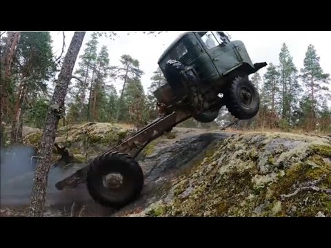 Əfsanəvi QAZ-66 möcüzələr yaradır sovetin yolsuzluq kralı/ГАЗ-66 шишшга