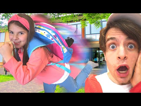 CLAUDIA E' SCAPPATA DA SCUOLA!!