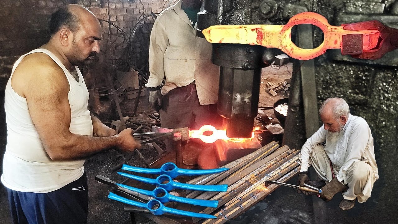Talented Blacksmiths Made A Wonderful Pickaxe | Power Mining Hammer Axe ...