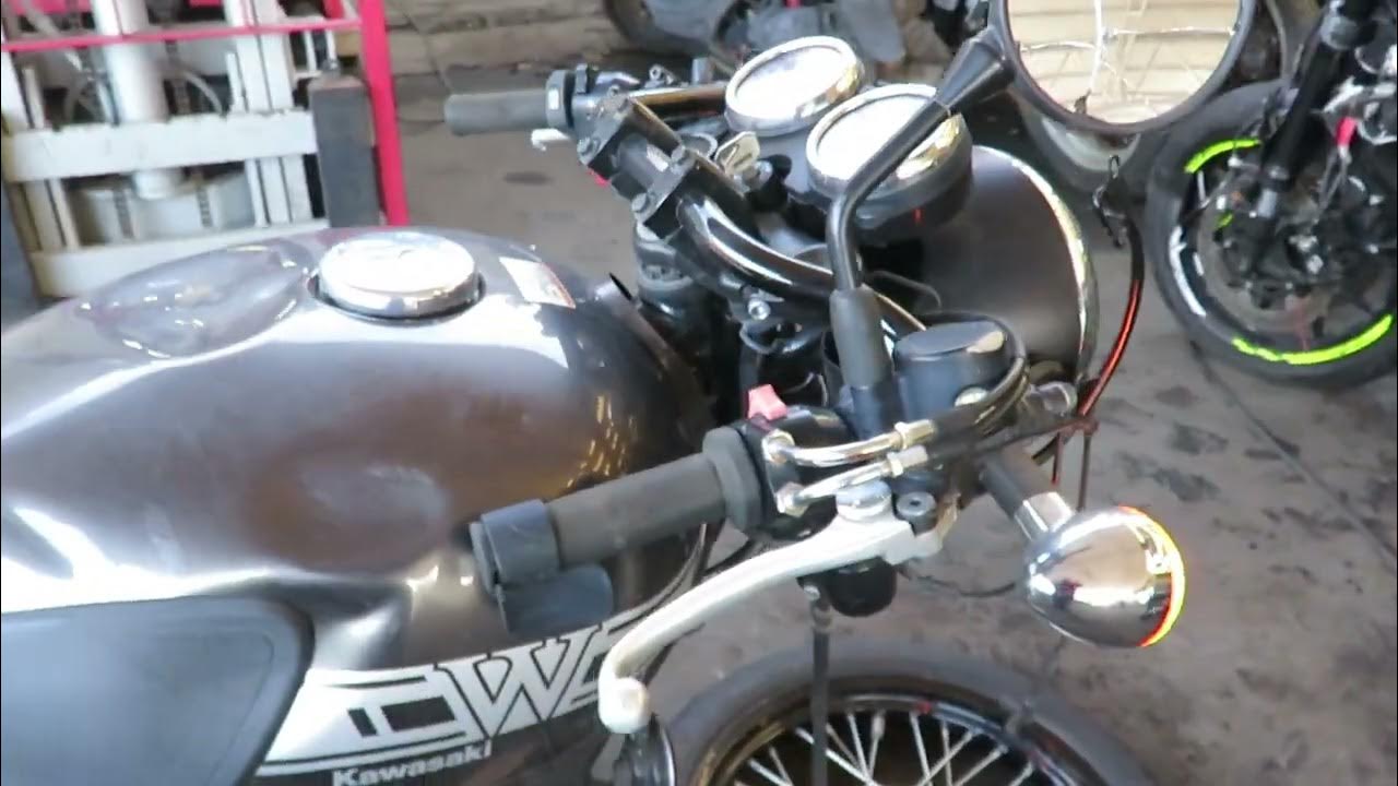 S11114 W800 2 CAFE - YouTube