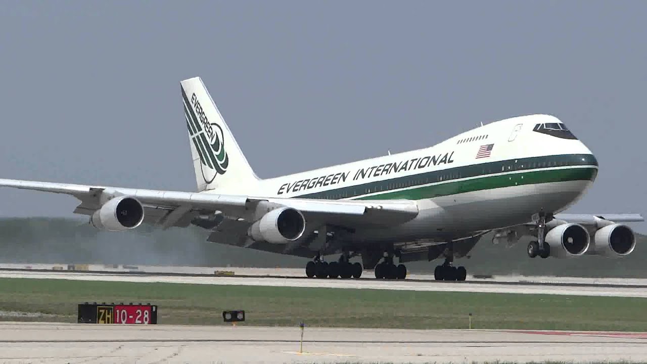 Evergreen International Airlines Boeing 747-212B(SF) Landing Runway 10 ...