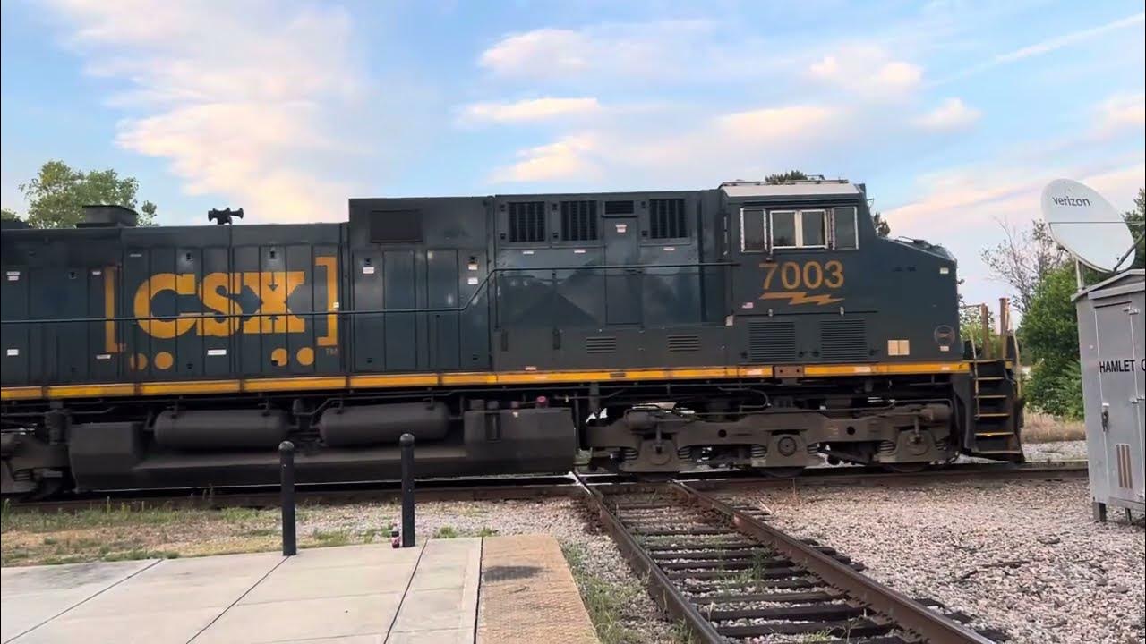 Diamond Action! CSX 7003 W/ Nice K5LA leads Rock Train B476-03 7/4/24 - YouTube
