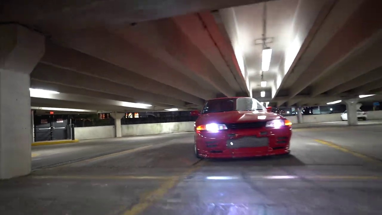GTR R32 Driving at Night - YouTube