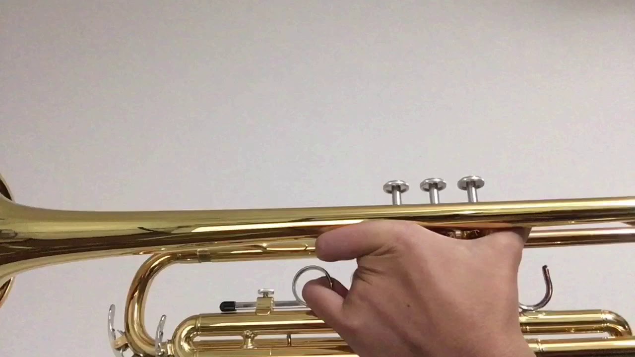 E major scale on TRUMPET - YouTube