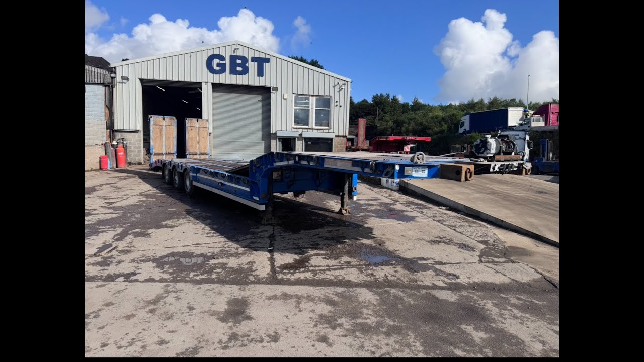 Andover Tar Spec Low loader trailer PC000063 2 - YouTube