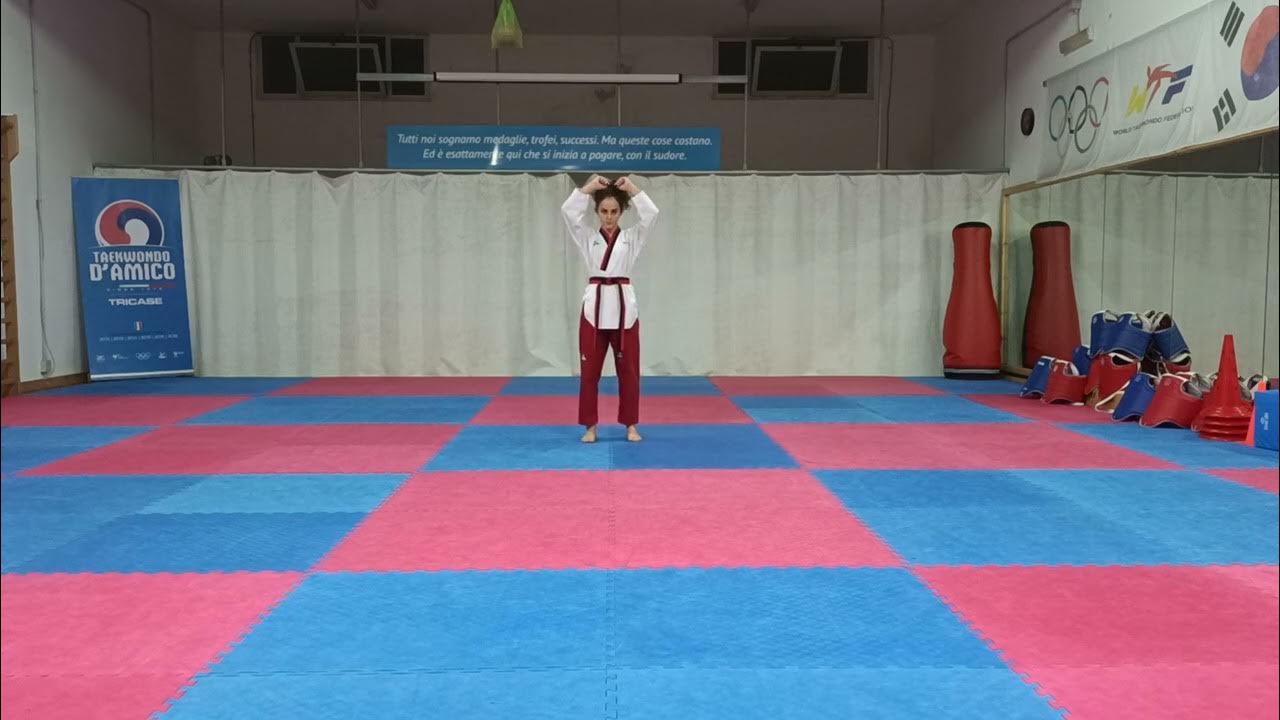 Colangiulo Viola Taekwondo D'Amico Poom Cadet Serie B - YouTube