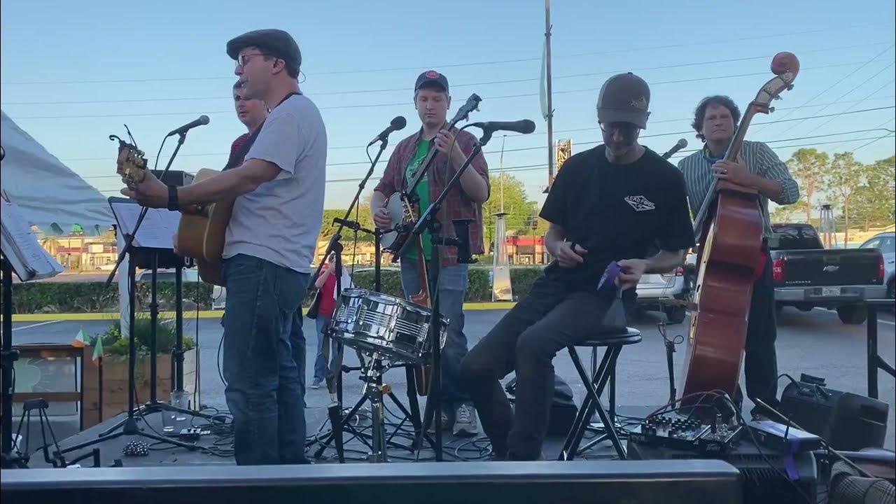 Paddy Works on the Railway - YouTube