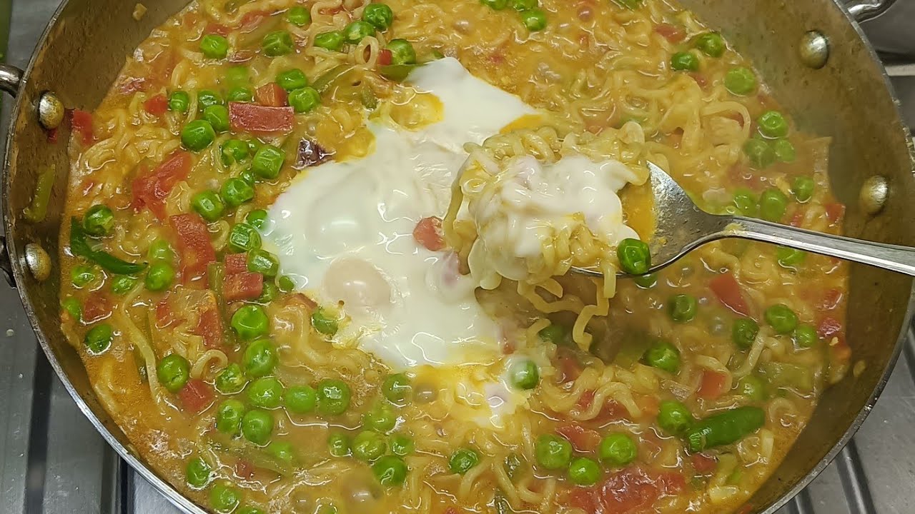 Cheesy Vej Maggie Vegetable Maggie Easy & Testy Maggie . Maggie Masala ...