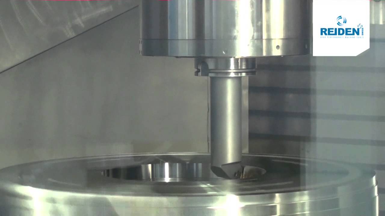 REIDEN RX18 - Drehbearbeitung - YouTube