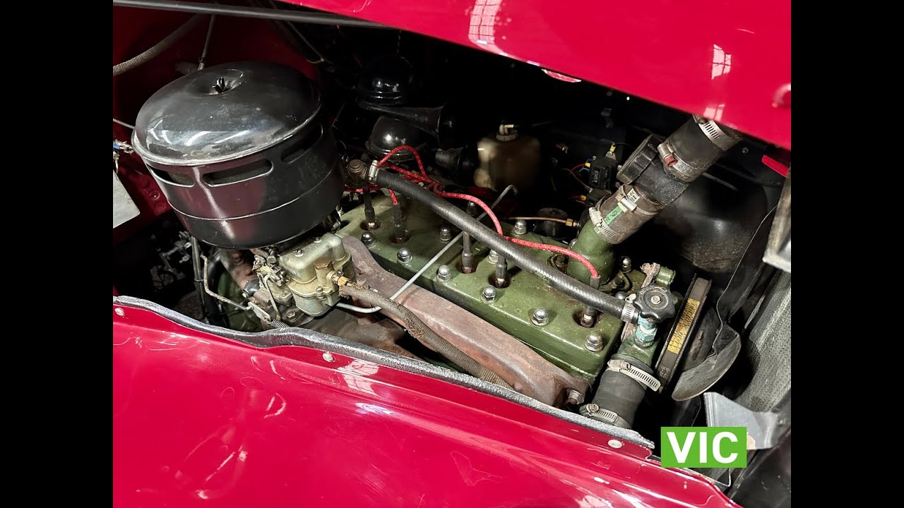 1940 Packard 120 Straight 8 Sedan - Engine Video - YouTube