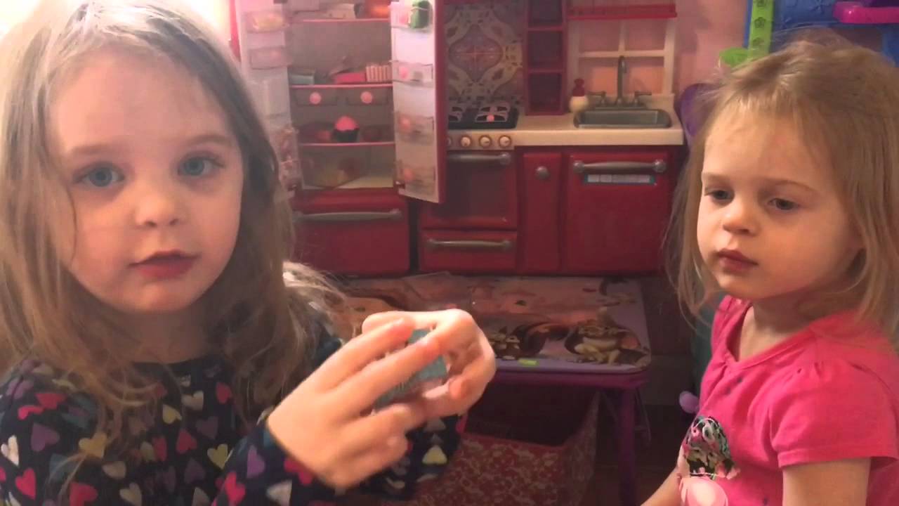 Two Sisters Room Tour Youtube