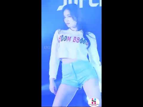 #nancy #nancy momoland Nancy momoland sedution hip moment dance# Hollywood mystery