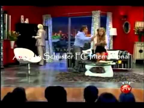 Augusto en Teatro CHV- Necesito esposa part 3