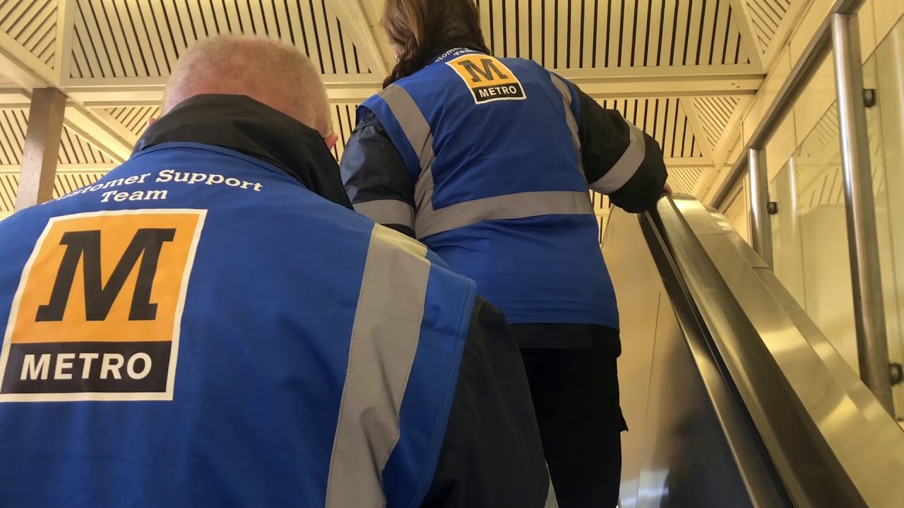 Metro Customer Support Team starts work - YouTube