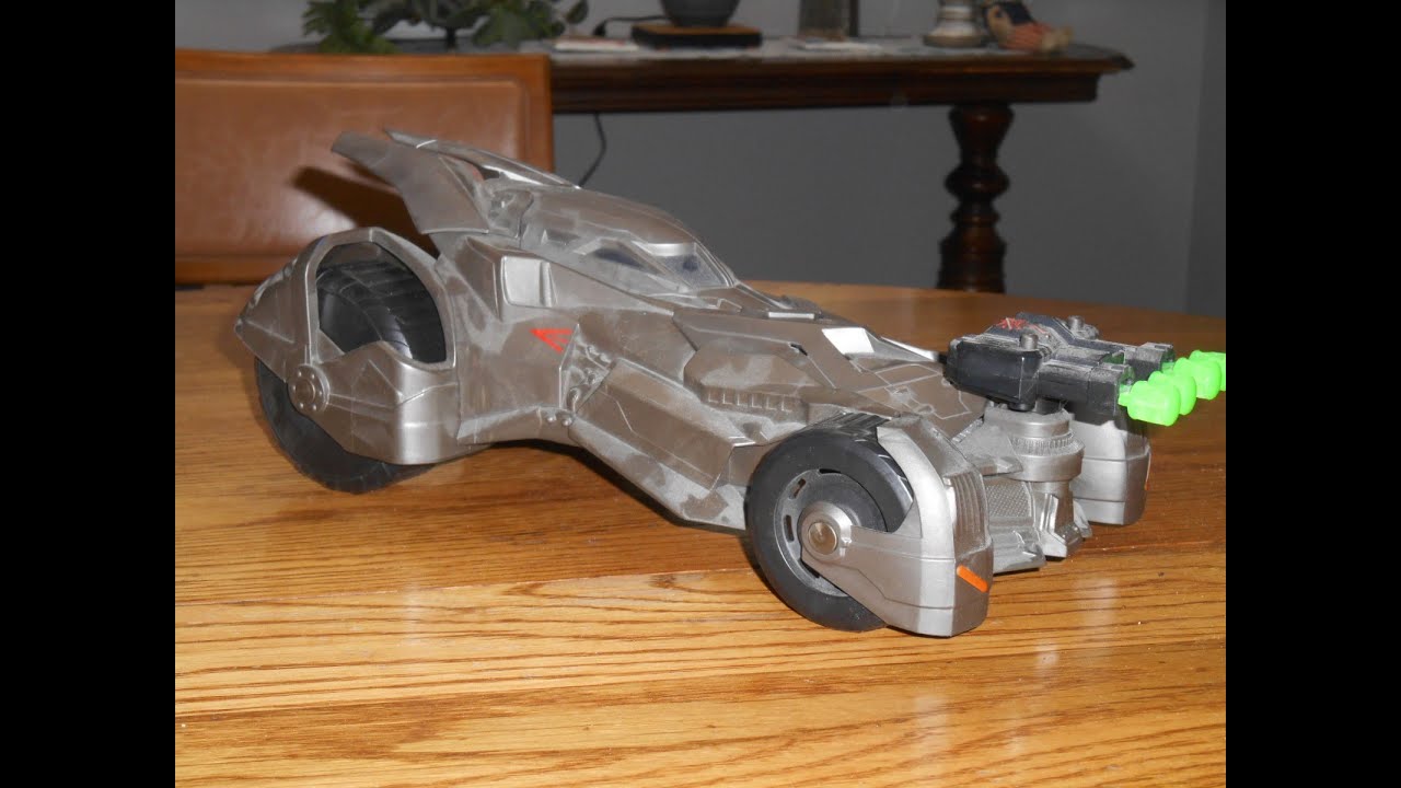 Mattel Batman V Superman Epic Strike Batmobile Review - YouTube