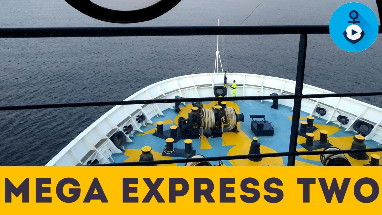 Sul ponte di comando del Mega Express Two, Corsica Sardinia Ferries ...