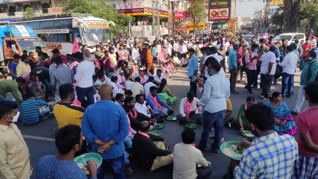 live//Telangana bandh//Kphb colony bandh//rally at kphb south india ...