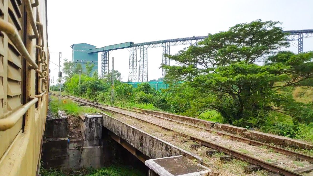 Matsyagandha Express Enters Konkan Railway, Skips Thokur - YouTube
