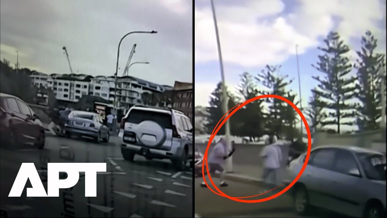 Exact Moment Captured: Man Tackles Shooter in Australia’s Worst Mass ...