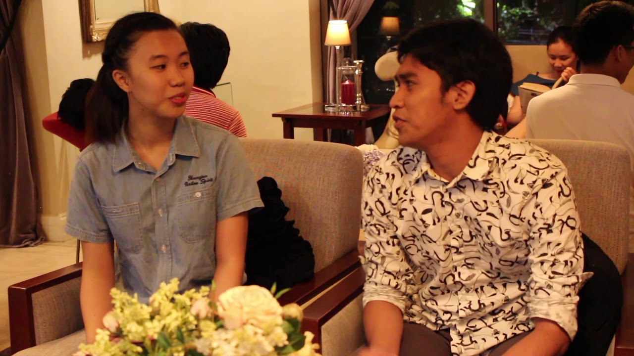 UNIVERSITY STUDENTS INTERVIEW - YouTube