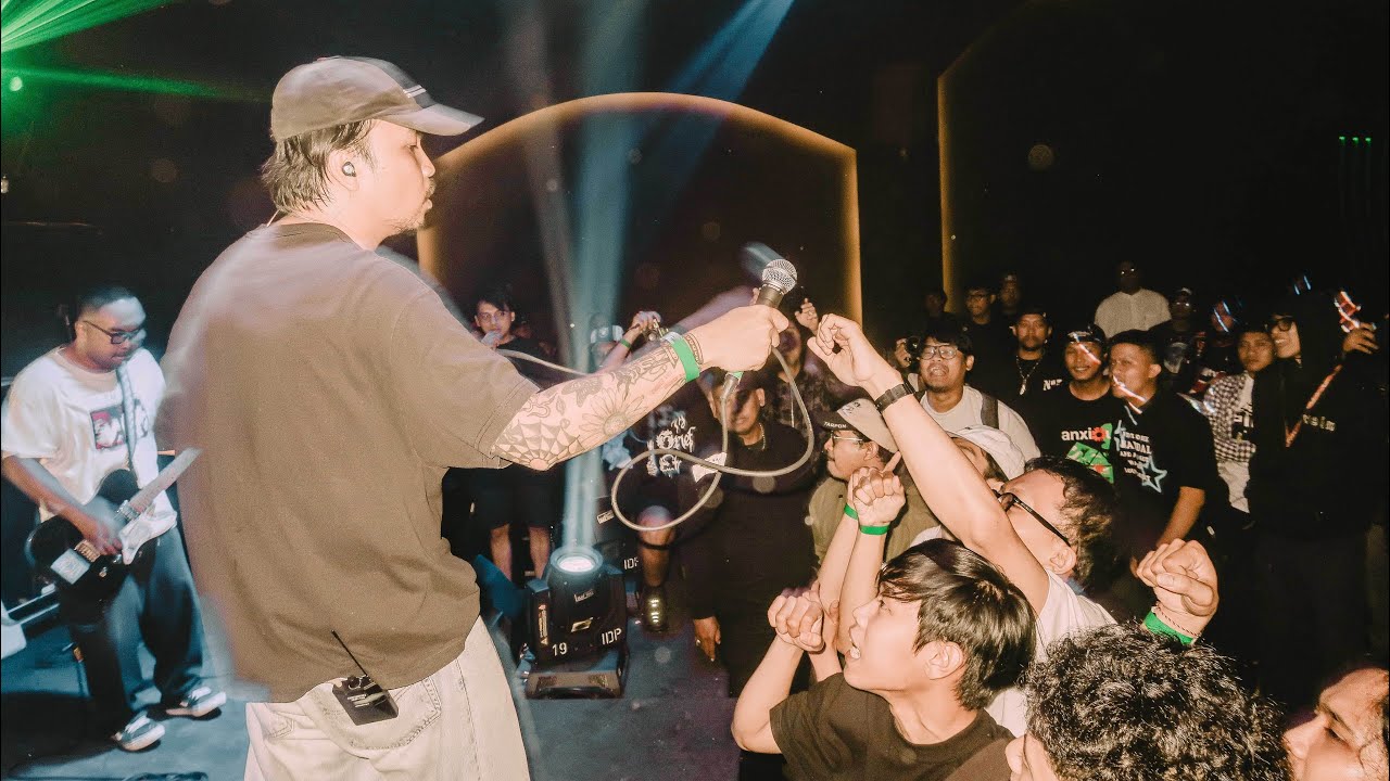 [LIVE] Skandal - Lemon (live Narrow Head Asia Tour, Bablas Jakarta 27 ...