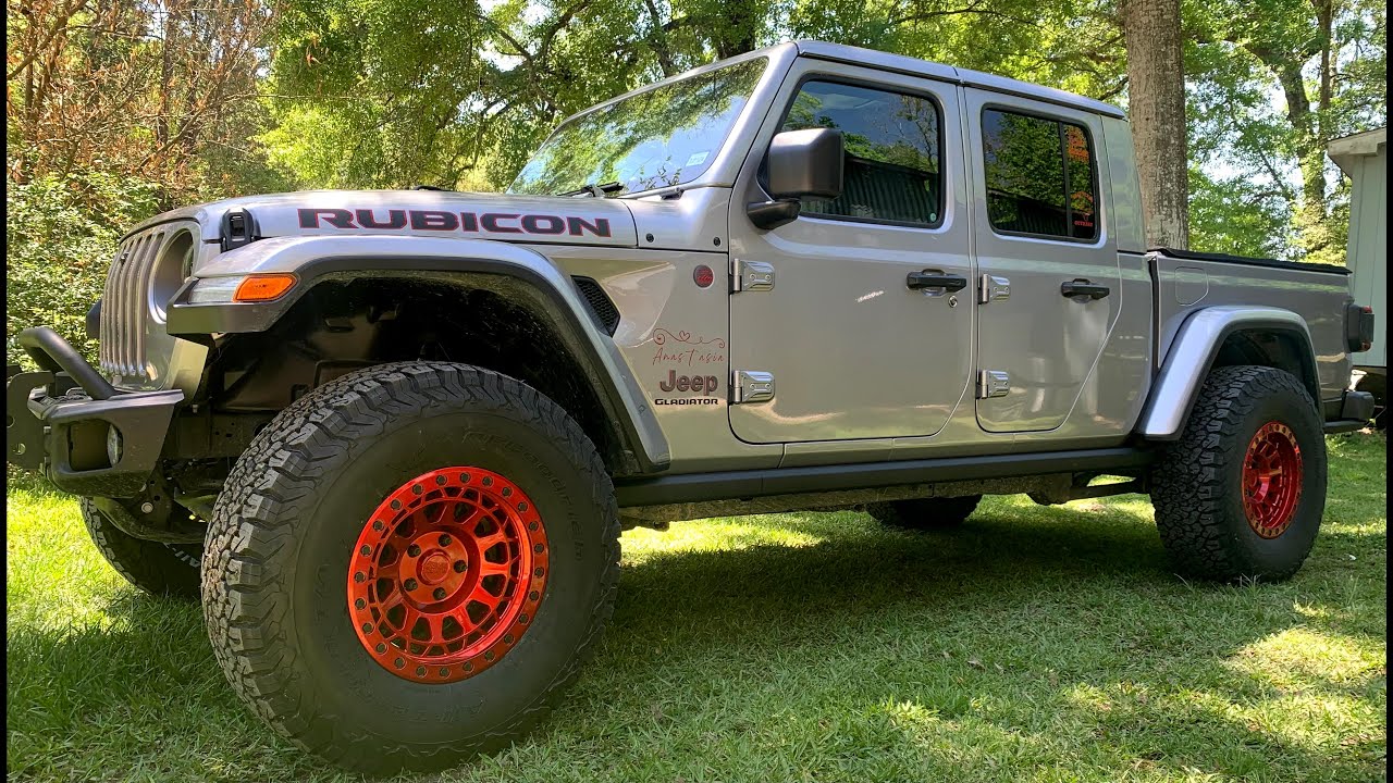 Jeep Gladiator gets some new BFG 37’s - YouTube